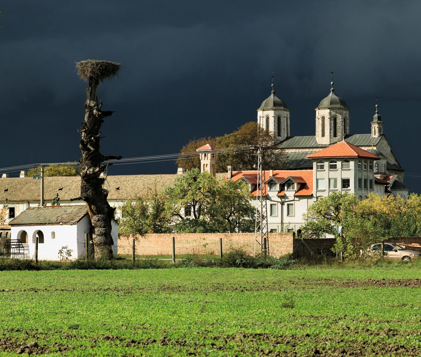 Kovilj manastir - Serbia.com