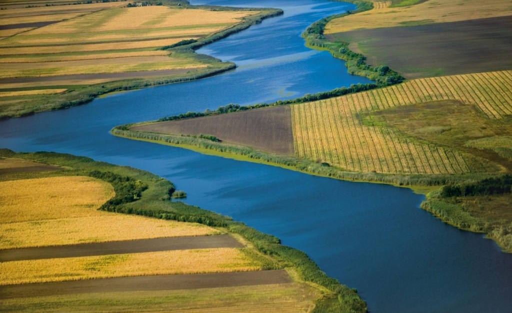 Tisa-pred-usce-u-Dunav1-1024x6271 - Serbia.com