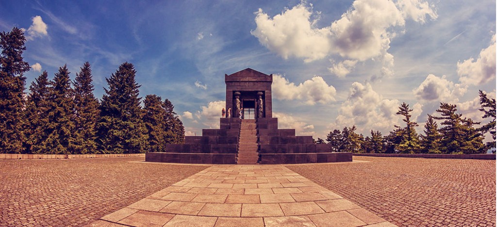The Avala mountain, see Belgrade from the skies - Serbia.com