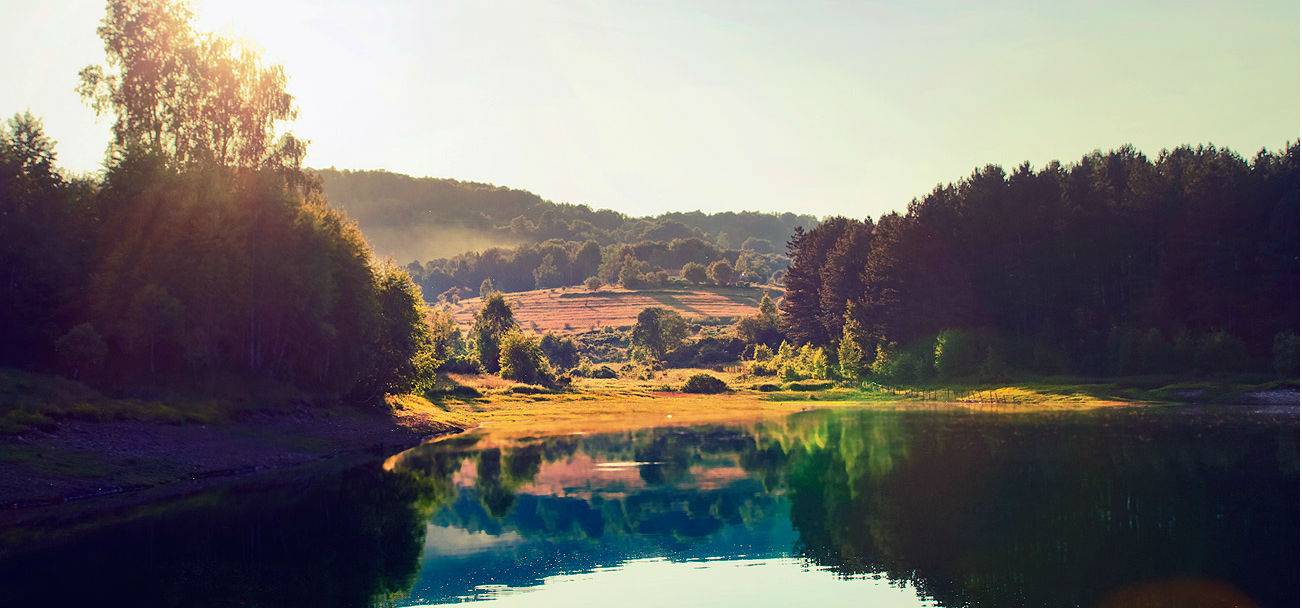 Vlasina lake, discover the floating islands - Serbia.com